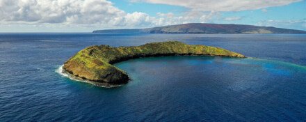 What Does Molokini Mean in Hawaiian? | Molokini Crater Legend